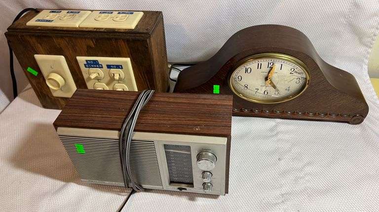 General Electric clock model 416 Westminster chime - glass face is ...