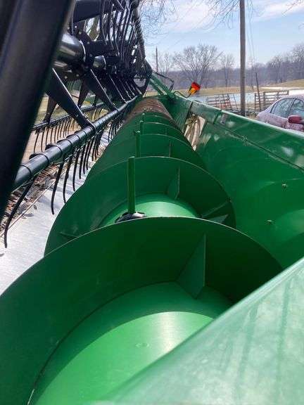 John Deere 630f grain table, single point hook up, header cart NOT ...