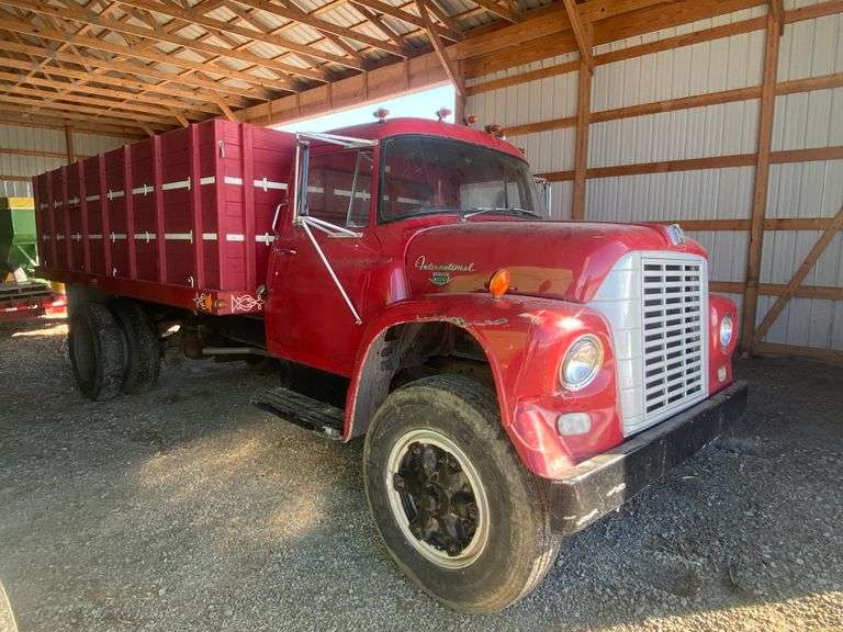 1965 IH Loadstar 1890 Tandem-Axle Grain Truck, 88k miles, VIN FD86381G ...