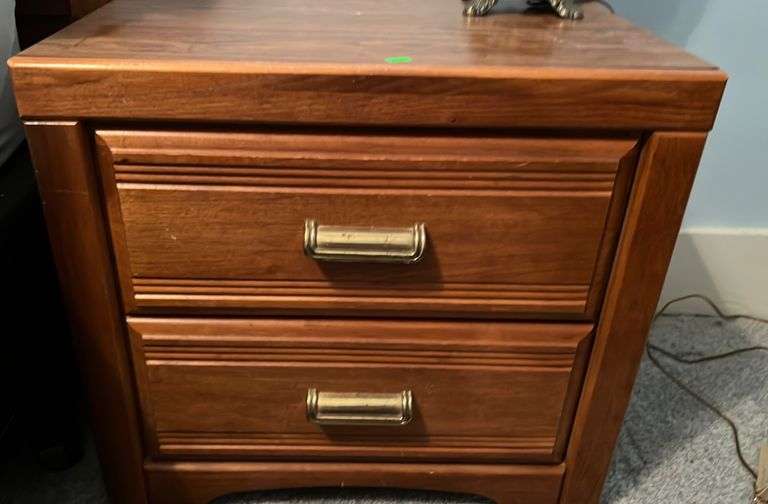 Broyhill Night Stand with 2 Drawers 24”x22”x16” (contents not included ...
