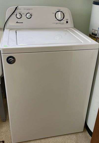 Amana washer 27x25 - Metzger Property Services LLC