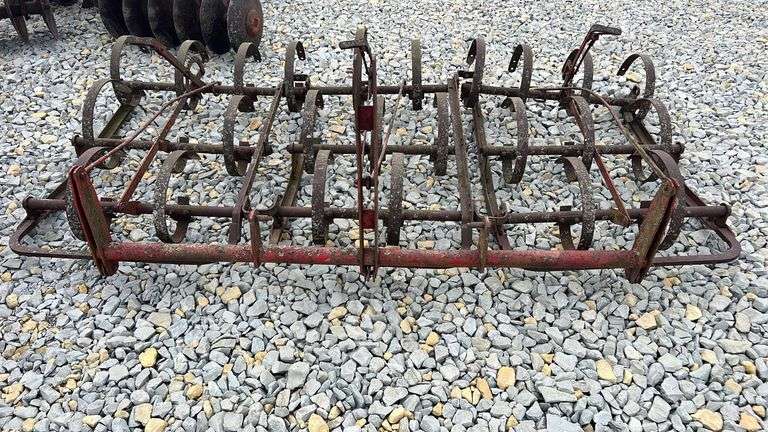 9’ Spring tooth harrow ,3pt hitch - Metzger Property Services LLC