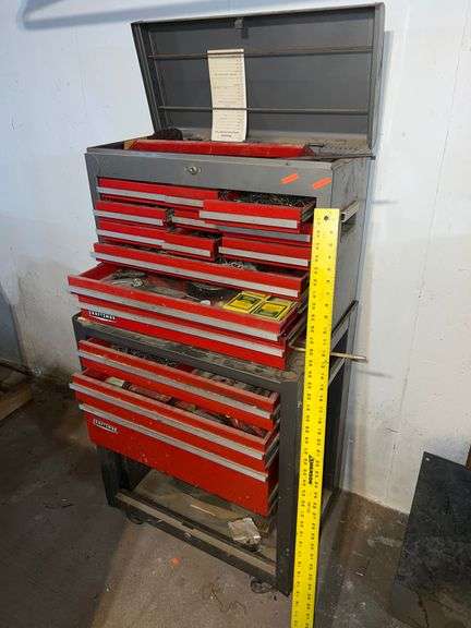 Roll around tool chest, assorted hardware, Misc tools. - Metzger Property Services LLC