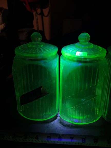 Uranium Green depression canister jars 1 chipped lid - Metzger Property ...