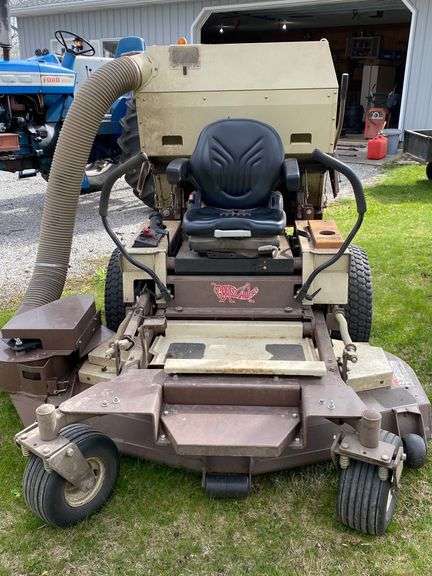 227 GrassHopper zero turn mower with bagger 1913 hours - Metzger ...