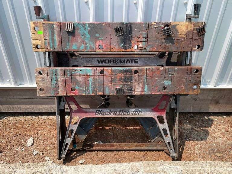 1 Black and Decker Workmate bench - Metzger Property Services LLC