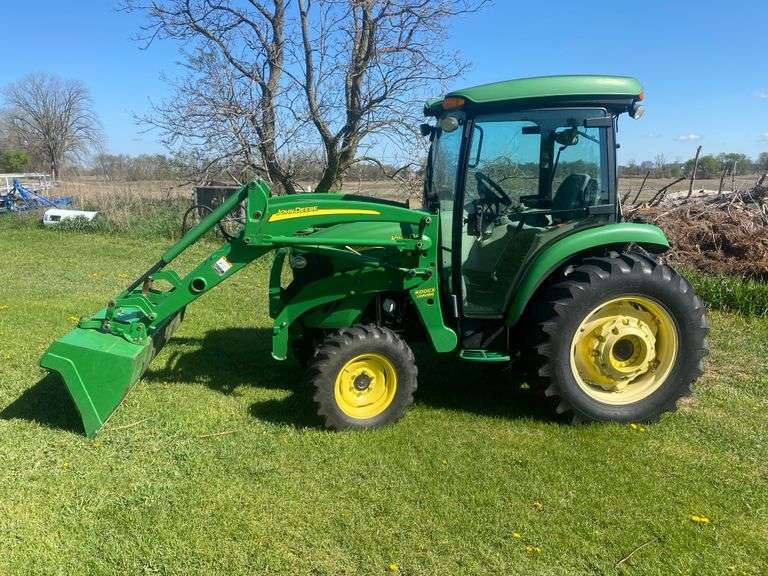 John Deere 4720 Front Wheel assist Tractor w/cab, 650 hours w/400 CX ...