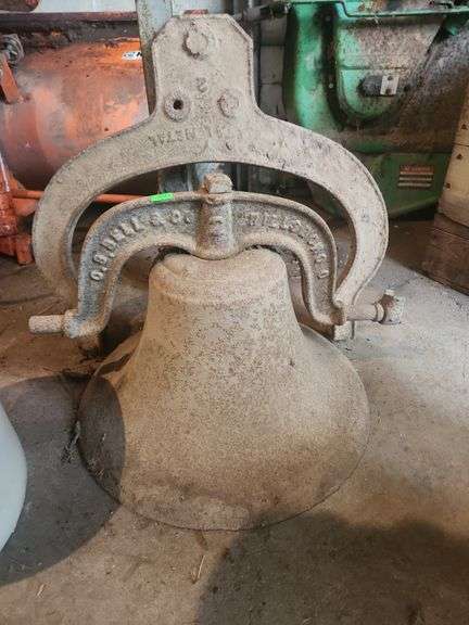 Cast iron bell 16" - Metzger Property Services LLC