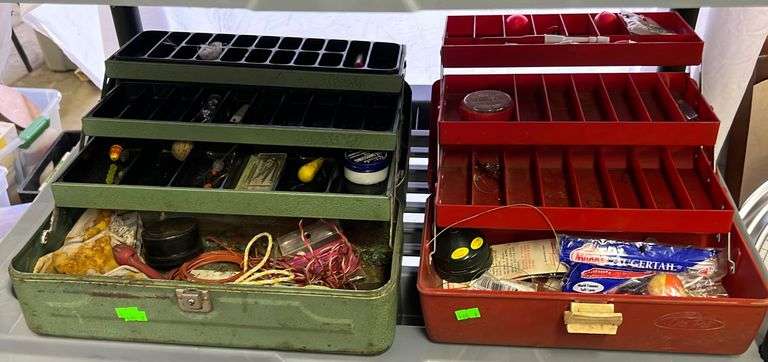 Metal Tackle Box with contents 15”x7”x6.75” • Old Pal Plastic Tackle ...