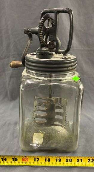Dazey 4 Quart glass jar with mismatched churn top with hole in top ...