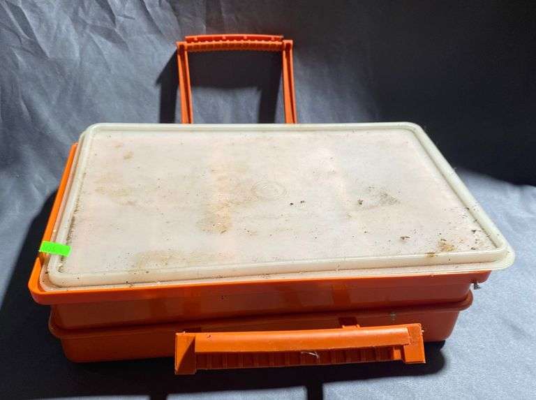 Tupperware Tuppercraft orange sewing box with supplies - Metzger ...