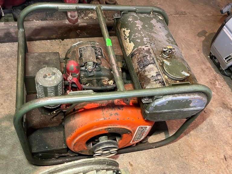 Jacobsen model sp8 gas engine with generator in a Army surplus frame ...