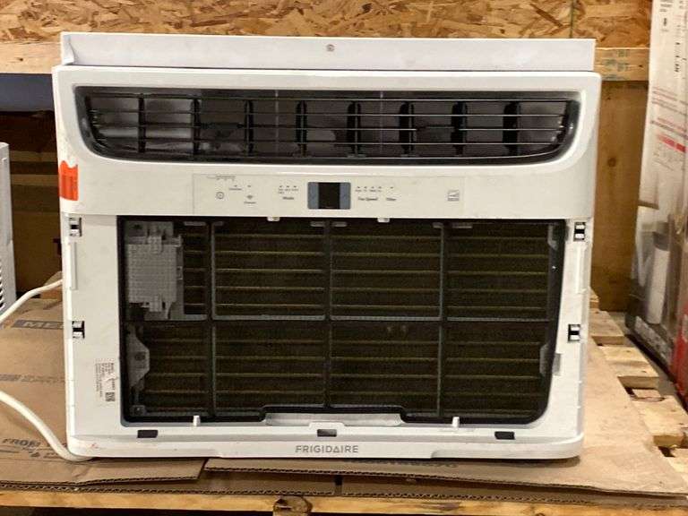 Window Air Conditioner With Slide Out Chassis