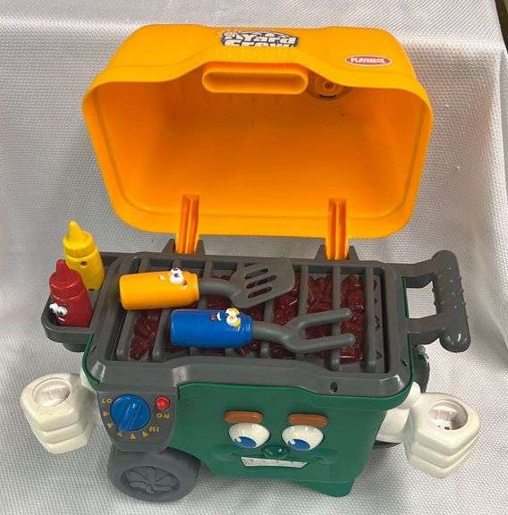 Playskool Yard Crew Talking Grill 16.5”x14.5”x8” - Metzger Property ...