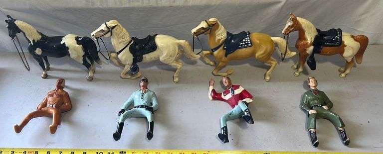 4- Vintage Western Figures ,7”, and horses , 8”, Lone Ranger , Tonto ...