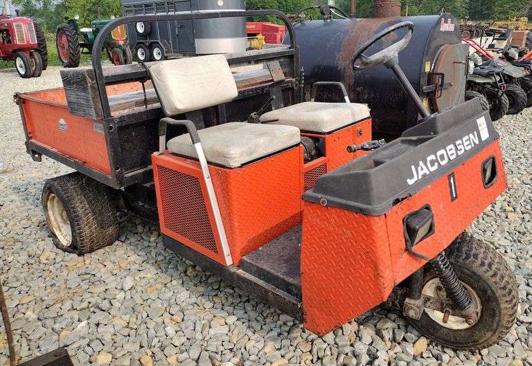 Jacobsen UTV, Runs and Drives - Metzger Property Services LLC