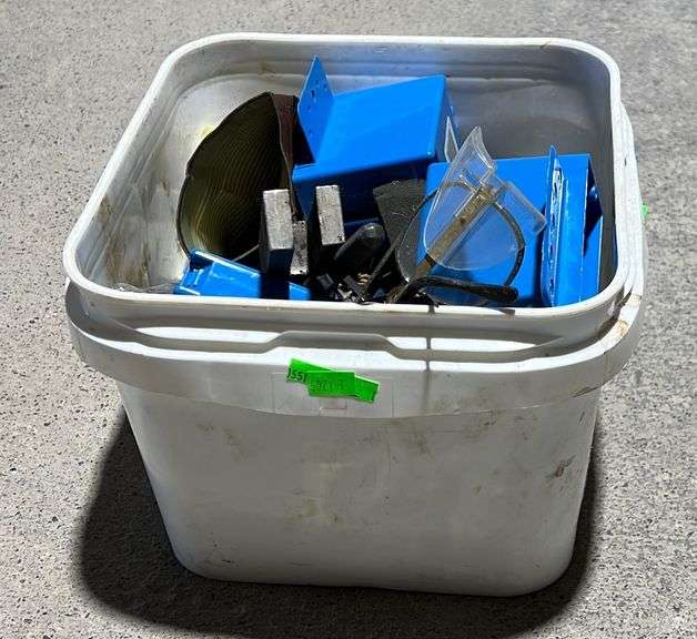 Hardware assortment - Metzger Property Services LLC