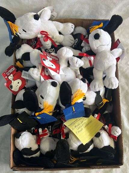 10 - Peanuts, Snoopy Joe Cool Graduates stuffed animals, 4 - Snoopy ...