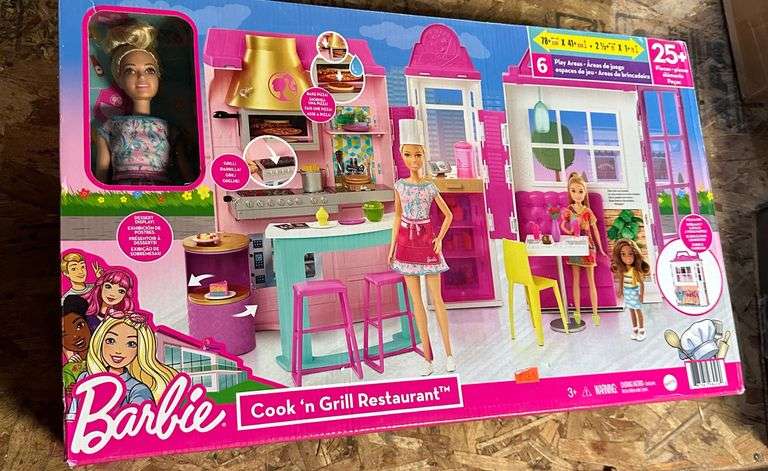 Barbie Cook ‘n Grill Restaurant Playset with Barbie Doll, 30+ Pieces ...