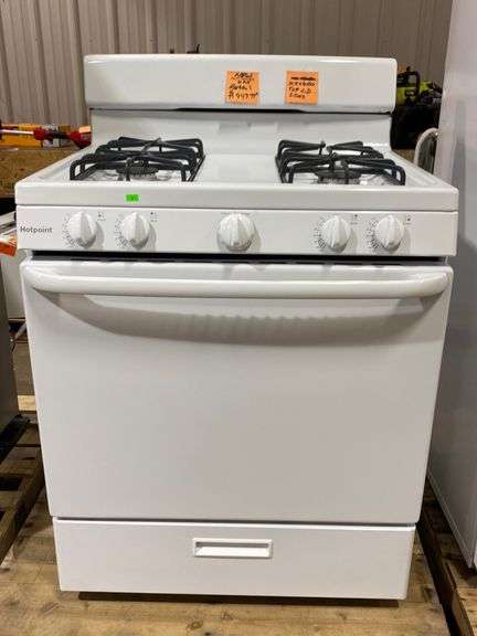 HotPoint 30 in. 4.8 Cu. Ft. Freestanding Gas Range in White, Model ...