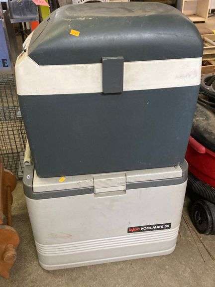 Portable Cooler Box Fridge & Igloo Kool Mate 36 Portable Fridge ...