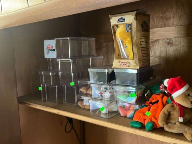 Limited Treasures Premier Edition Bear in box • Eleven ty Beanie Babies ...