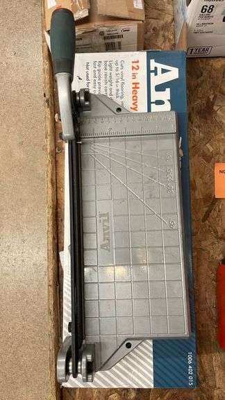 Anvil 12 in. Luxury Vinyl Tile (LVT) Cutter - Metzger Property Services LLC