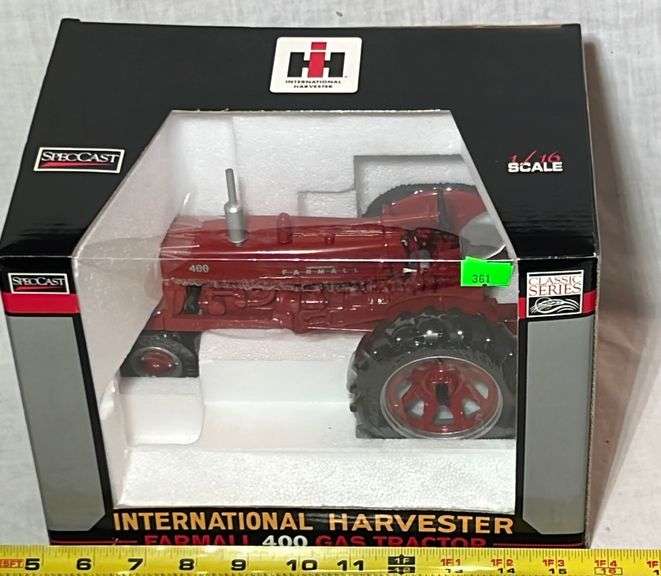 Farmall 400 gas Diecast metal toy tractor replica - classic series, NIB ...