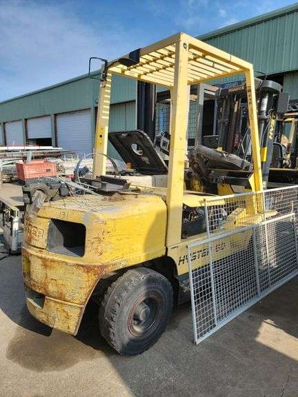 PICK UP LOCATION DUNCANVILLE, TX: Hyster Forklift Model H60XM 4-Wheel ...