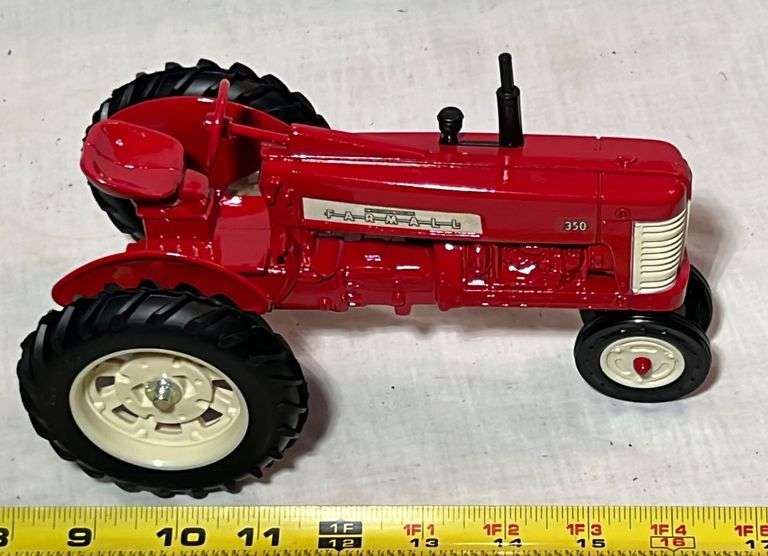 Ertl Farmall 350 Diecast metal toy tractor replica, NIB - Metzger ...