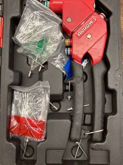 Arrow One Handed Swivel Riveter Kit - Metzger Property Services LLC