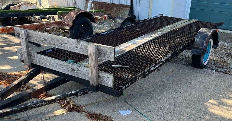 Homemade single axle trailer No title 5ft x 15ft - Metzger Property ...