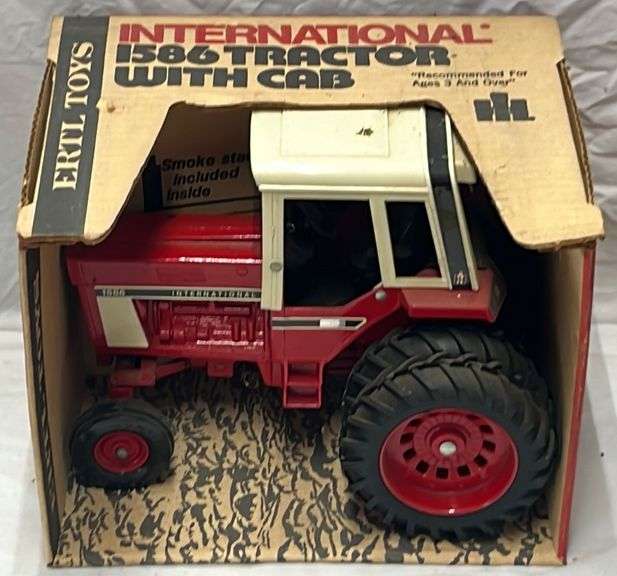 International 1586 tractor , 1/16 scale - Metzger Property Services, LLC