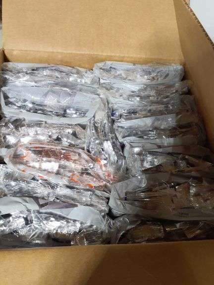 Bulk Box of Sqwincher Sqweeze Electrolyte Freezer Pops - Metzger ...