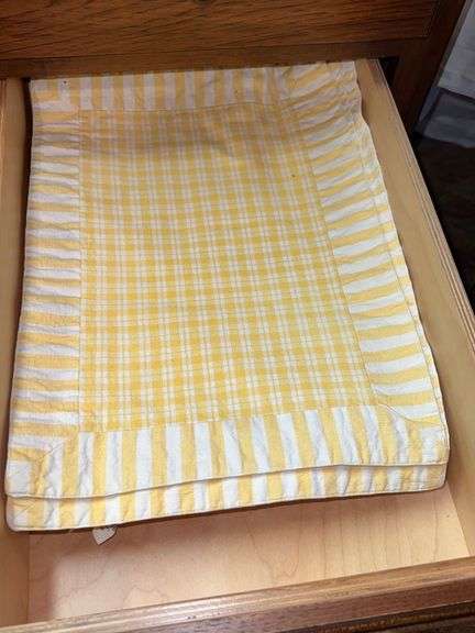 Placemat assortment • Silverware assortment • assorted Grilling ...