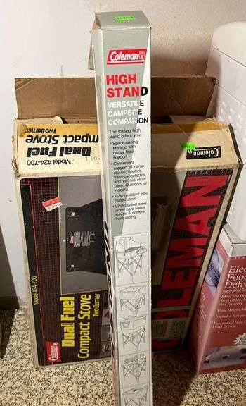 Coleman dual fuel compartment stove, high stand - Metzger Property ...