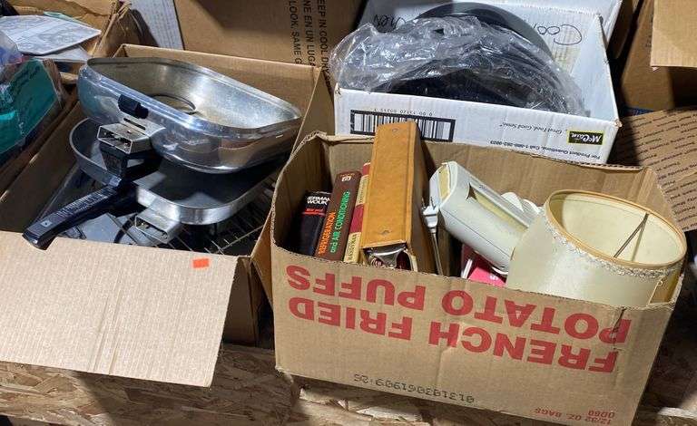 Sunbeam electric skillet, sunbeam broiler frypan,, dehydrator, lamp ...