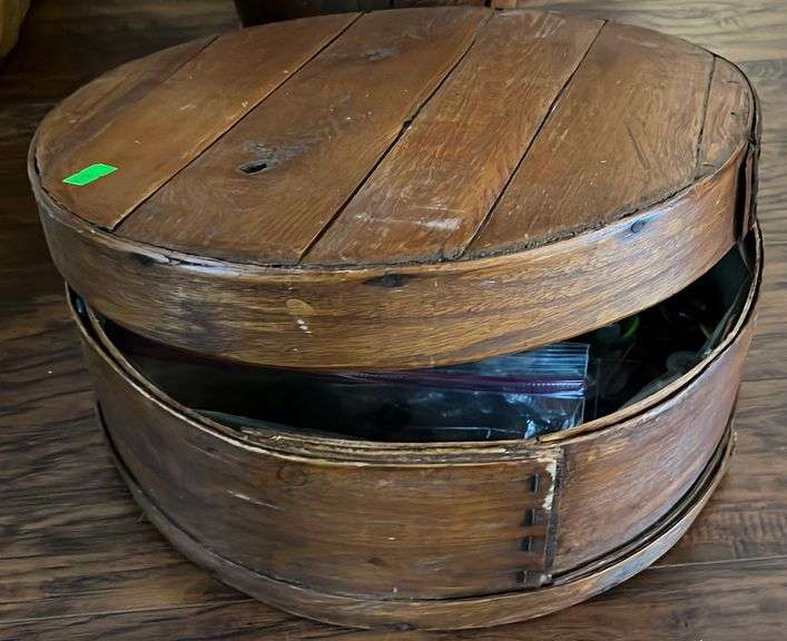 Wood cheese box 15"x6" with button collection - Metzger Property ...