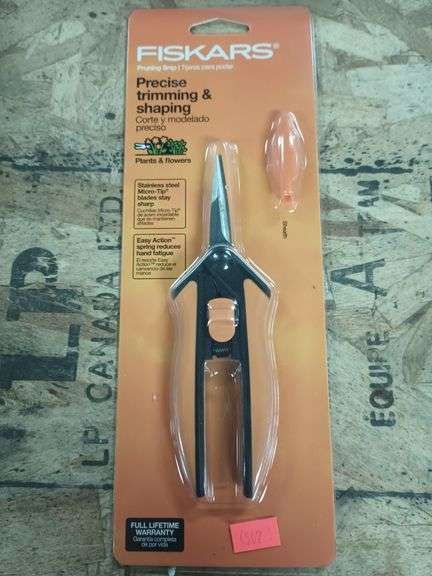 Fiskars Precise Trimming & Shaping Pruning Snips - Metzger Property ...