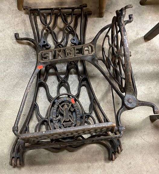 Singer sewing machine stand - Metzger Property Services, LLC