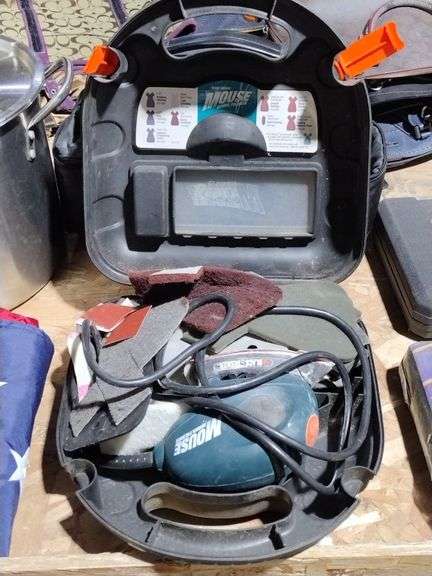 Black and Decker Mouse Sander/Polisher - Metzger Property Services, LLC