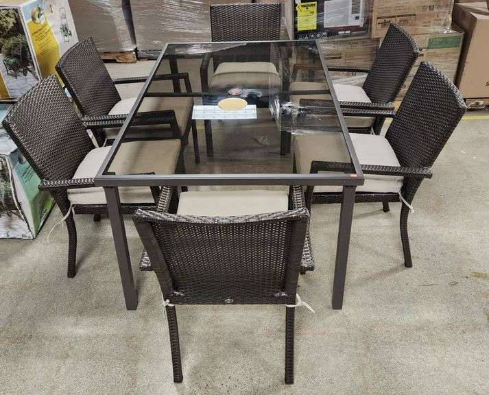 Hampton bay Glasstop table 38" x 61" and 6 chair patio set - Metzger ...