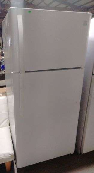 Whirlpool refrigerator Right hand open 30x66x32 - Metzger Property ...