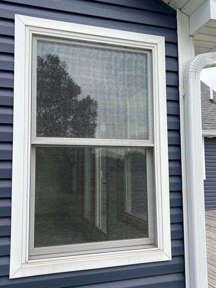 Double Hung Wood & Vinyl Clad Windows with Screens 35”x58” - Metzger ...