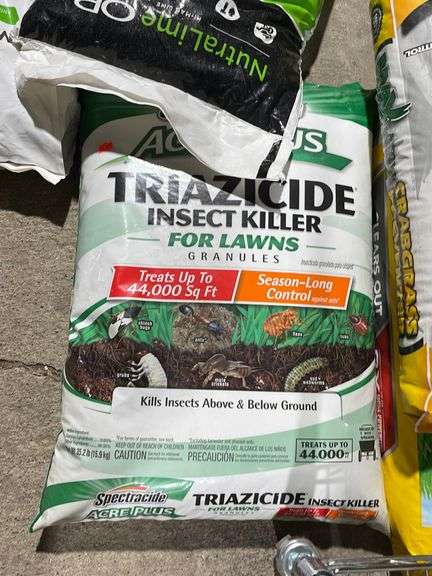 Scotts moss ex, nutralime, & spectracide acte plus triazicide insect ...