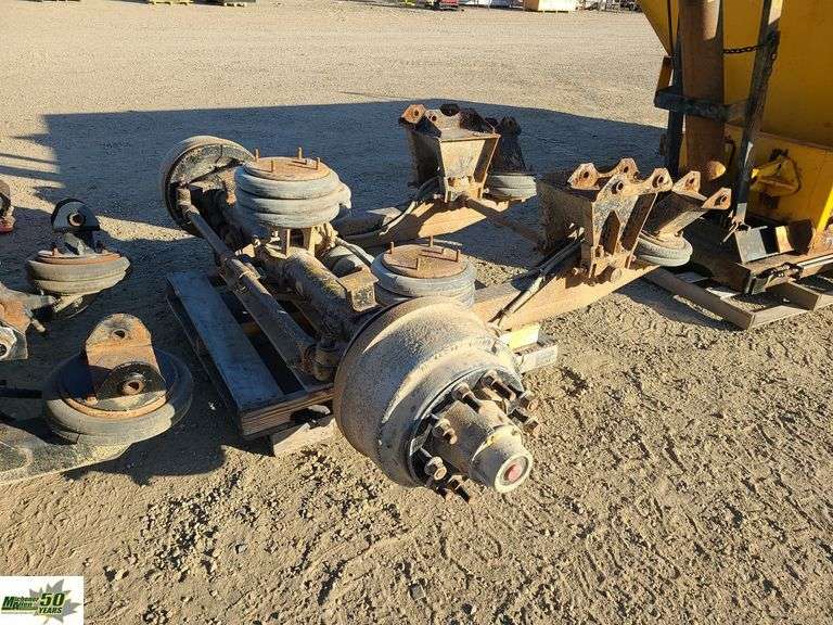 Axel-1 Pallet - Michener Allen Auctioneering Ltd