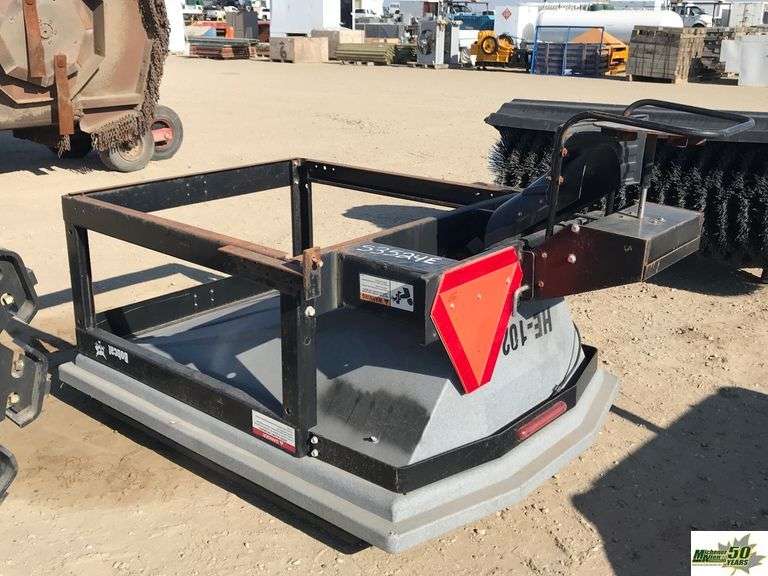 Bobcat Sand Spreader - Michener Allen Auctioneering Ltd