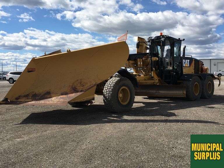 2014 Caterpillar 14M Grader Ripper/Scarifier, Snow Wing, V Plow, Front ...