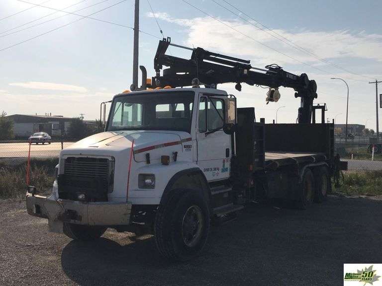 1998 Freightliner FL106 T/A Crane Truck - Michener Allen Auctioneering Ltd
