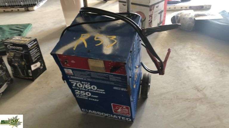 Battery charger - Michener Allen Auctioneering Ltd